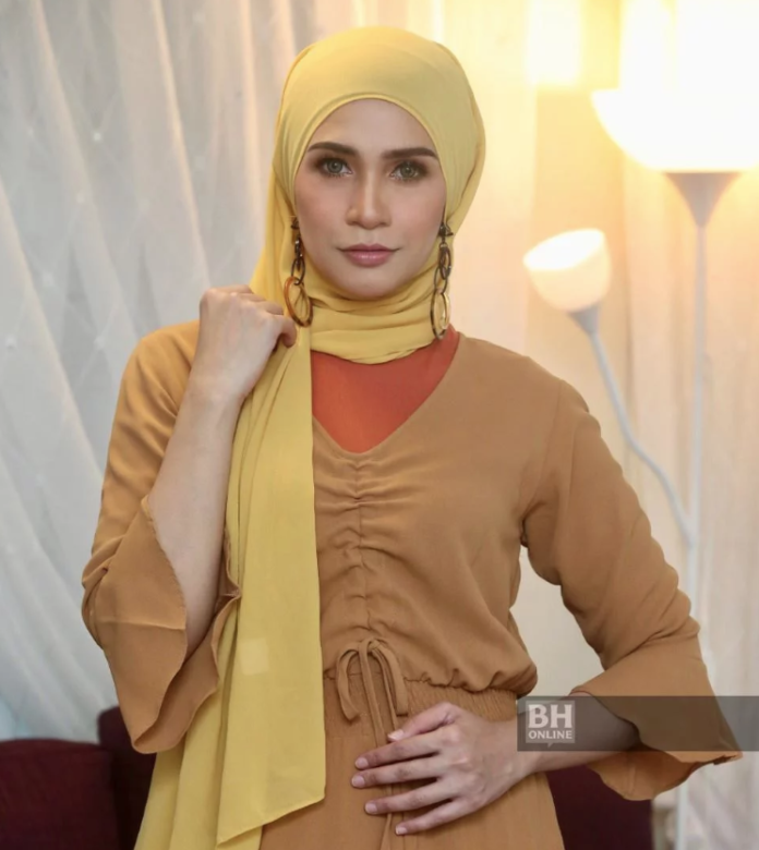 Berkurun Tutup Ruang Komen Di IG, Izreen Azminda Akui Takut Baca ...